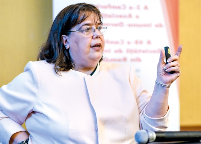 „Mă mândresc cu școala românească de imunologie, în care am învățat și ...